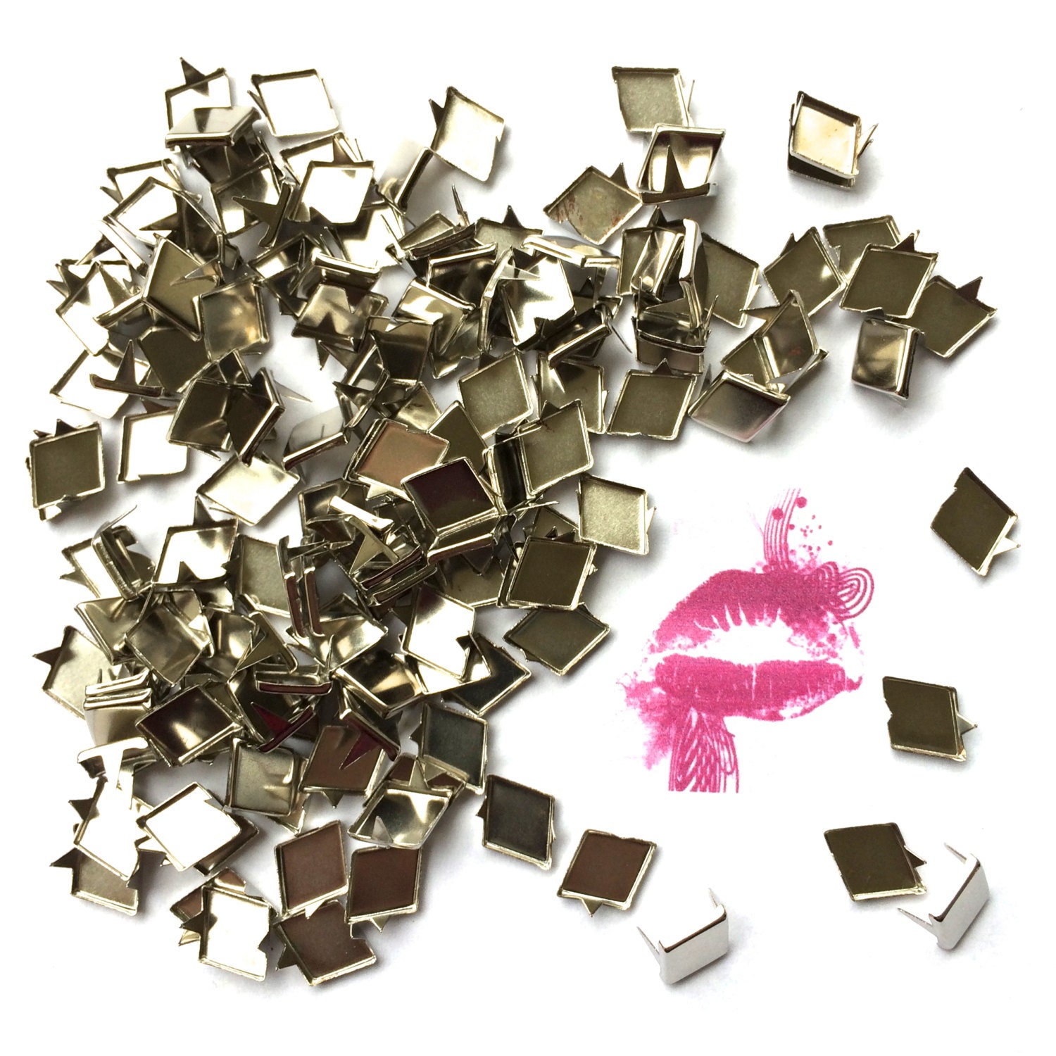 25pc Diamond Shaped Prong Nail Head Studs. for DIY Projects. - Etsy