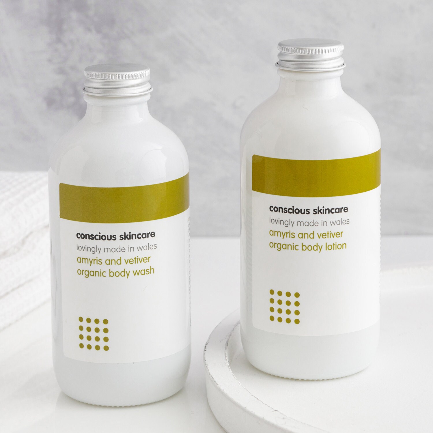 Luxurious Bath and Body Gift Set. Choose From 4 Heavenly Fragrances ...