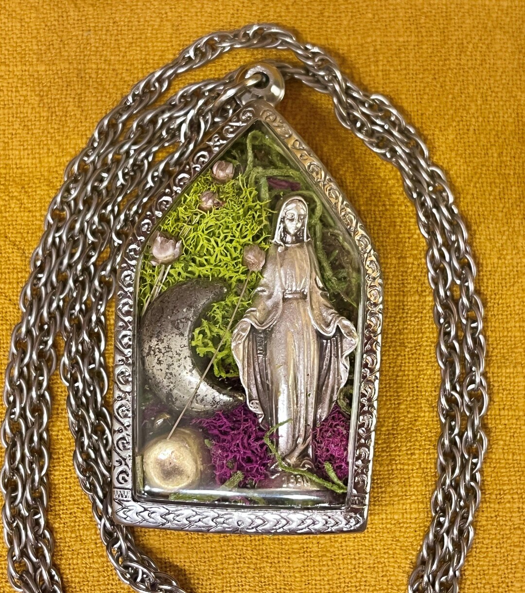 Virgin Mary Reliquary Altar Decoration Holy Relic - Etsy