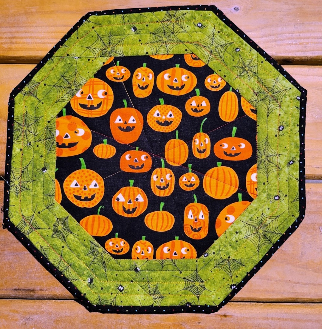 Halloween HAPPY Jack-o Lanterns PUMPKINS Themed Quilt for Sale Octagon ...