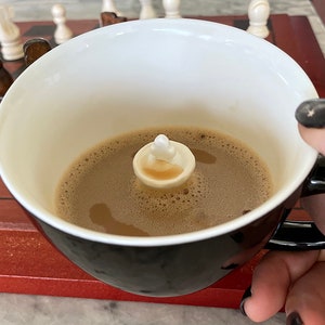KING OF CHESS Mug by Creature Cups Hidden Chess at Bottom of Coffee Cup ...