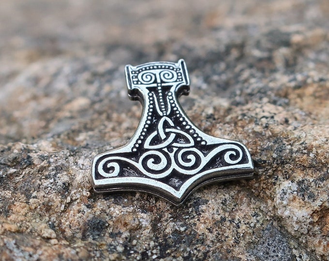 Bear Head Lapel Pin CC542 Wilderness and Woodland Animals - Etsy