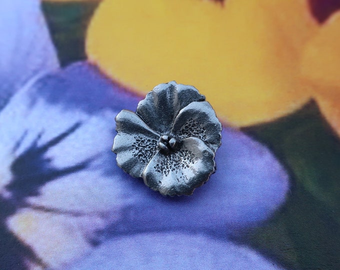 Gold Iris Lapel Pin CC621 Iris Flowers Perennials - Etsy