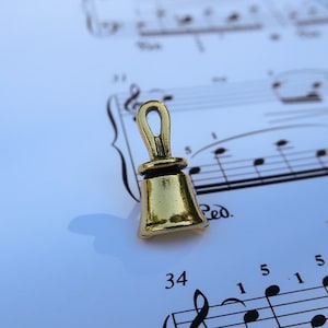 Gold Handbell Lapel Pin- CC227G- Handbell, Bell, Percussion, and ...