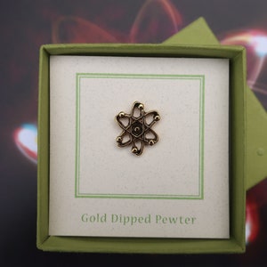 Gold Atom Lapel Pin- CC306G- Science Lapel Pins for Nerds, Geeks ...