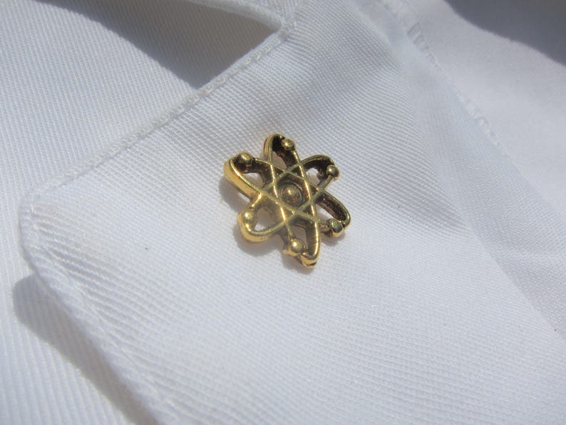 Gold Atom Lapel Pin- CC306G- Science Lapel Pins for Nerds, Geeks ...