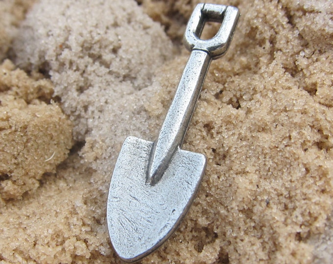 Bull Head Lapel Pin CC541 Fighting Strong Animals Spanish - Etsy