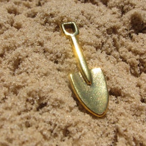 Gold Shovel Lapel Pin-cc228g- Groundbreaking Lapel Pins- Shovel, Dig ...