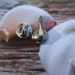 Garlic Lapel Pin- CC202- Kitchen, Cooking, Culinary, and Garlic and ...
