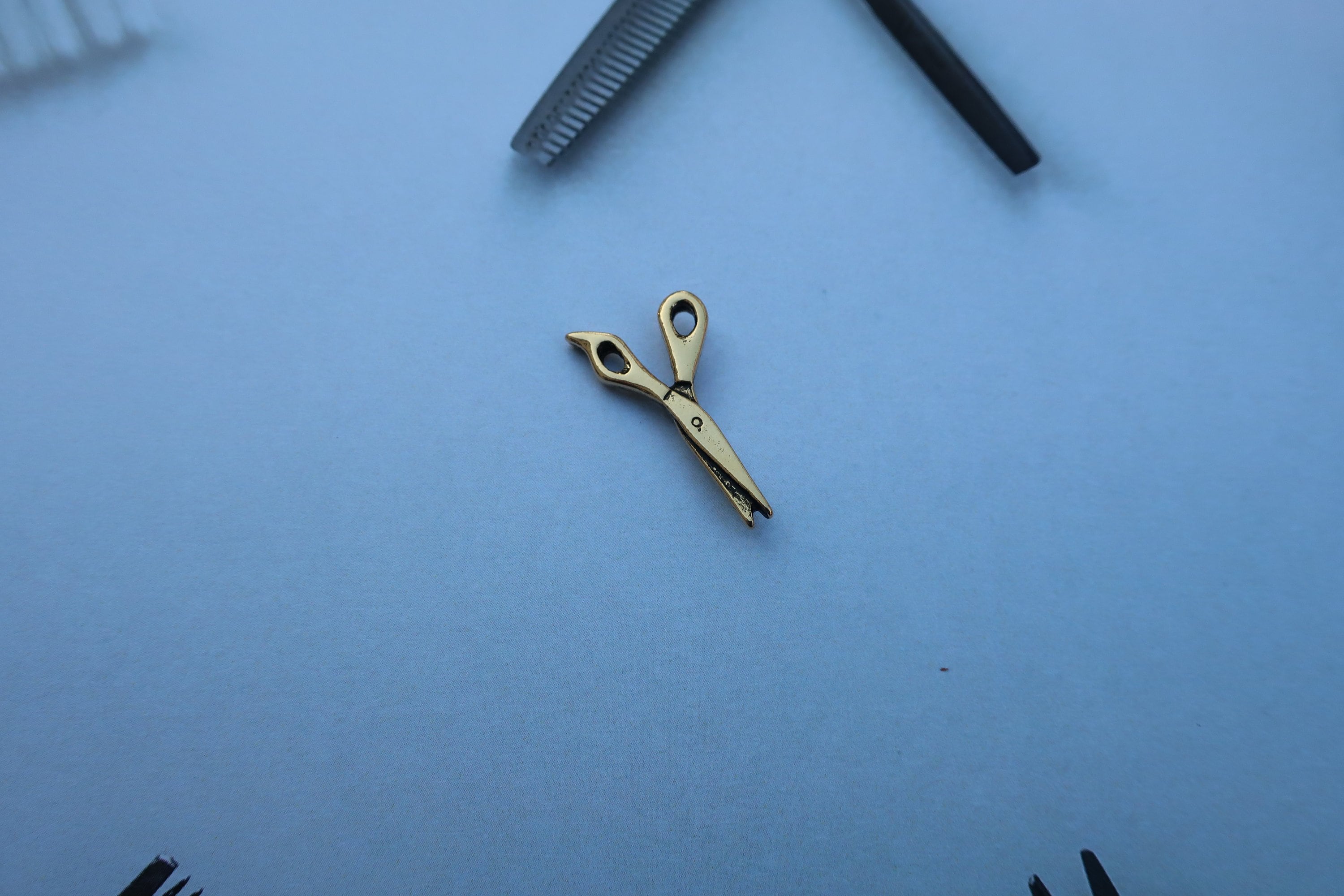 Scissors Gold Dipped Pewter Lapel Pin- CC231G- Hairdresser, Hairstylist ...