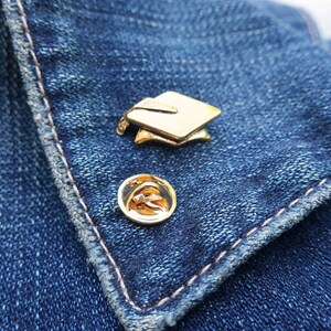 Gold Graduation Cap Lapel Pin- CC504G- Graduation Party Favors, Grad ...