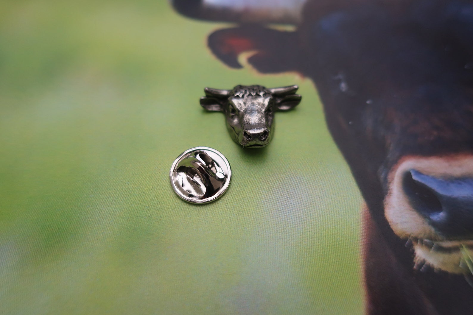 Bull Head Lapel Pin CC541 Fighting Strong Animals Spanish - Etsy