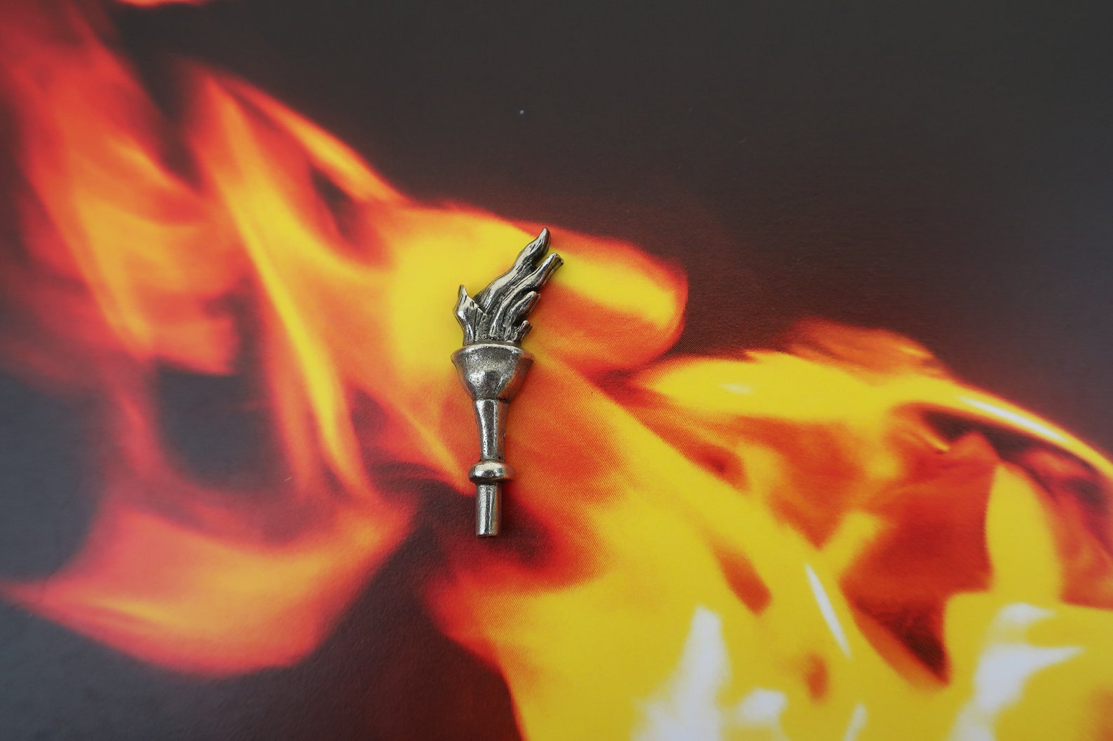 Torch Lapel Pin - CC406- Symbol of Knowledge, Illumination ...