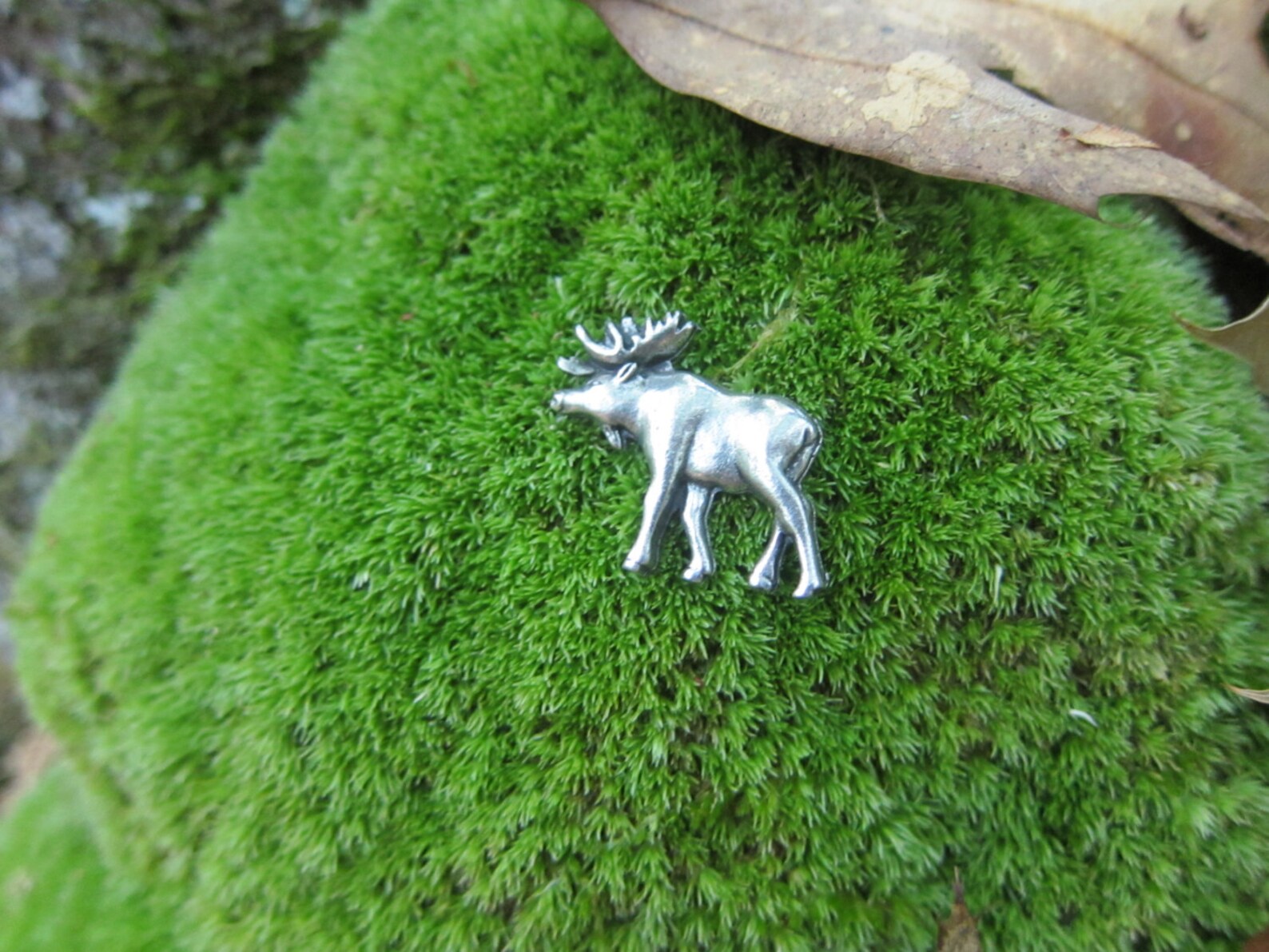 Moose Lapel Pin - CC131- Moose, Elk, Nature, Wildlife, and Woodland ...