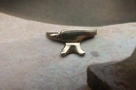 Anvil Pewter Lapel Pin CC459 Metalworking Blacksmith and | Etsy