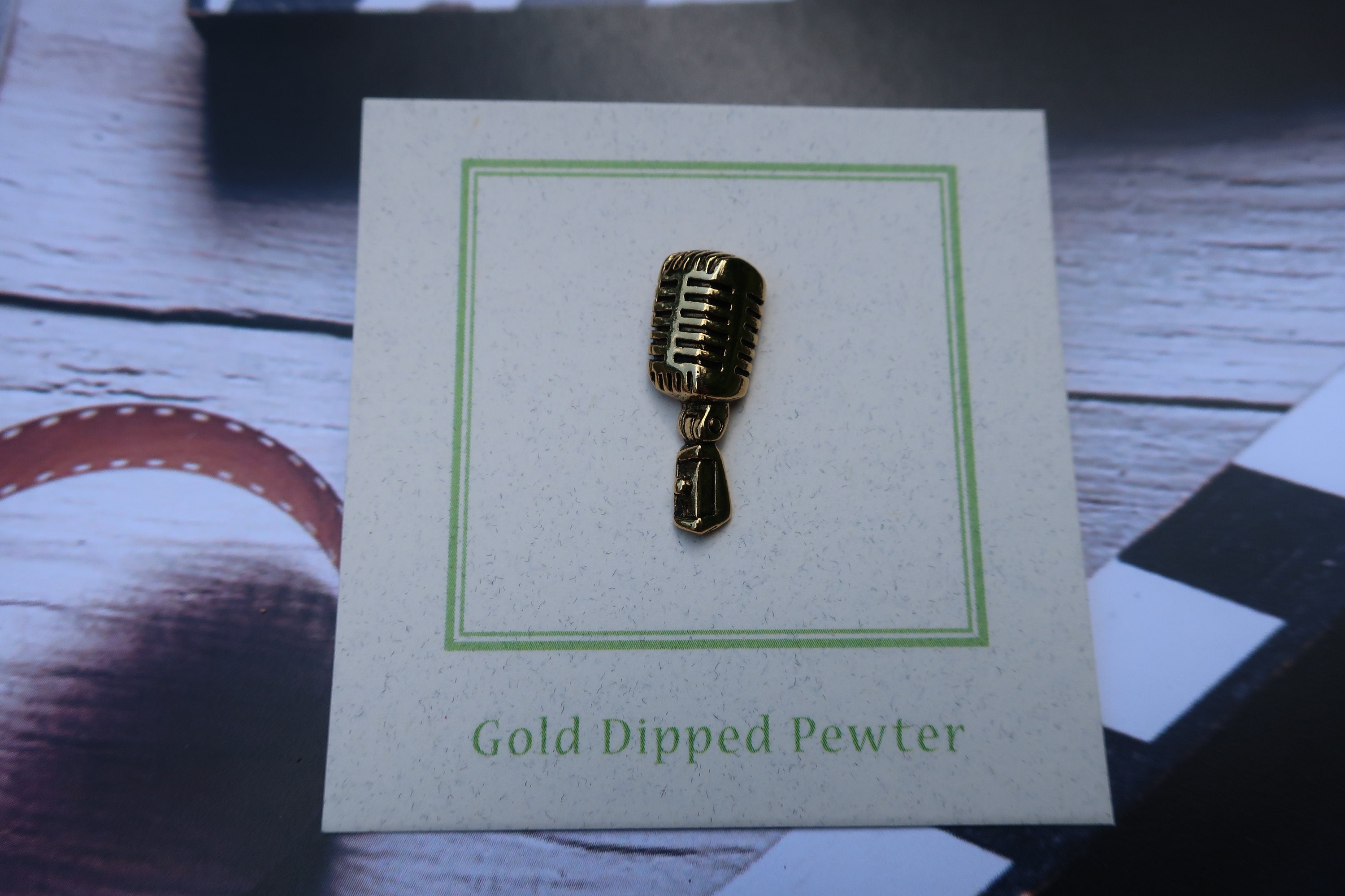 Gold Microphone Lapel Pin-cc529g- Mic, Broadcast, and Sound Wave Pins ...