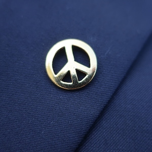 Gold Peace Sign Lapel Pin- CC370G- Peace, Peace Symbol, Love, and ...