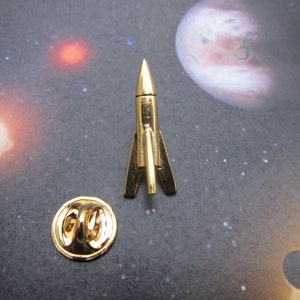 Gold Rocket Lapel Pin- CC212G- Missile, Spacecraft, Aircraft, and ...