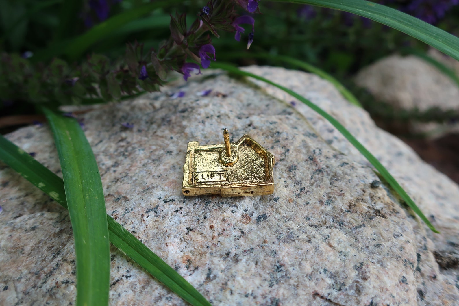 Gold House Lapel Pin CC613G House Home Realty and House - Etsy