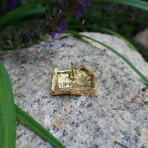 Gold House Lapel Pin- CC613G- House, Home, Realty, and House Warming ...