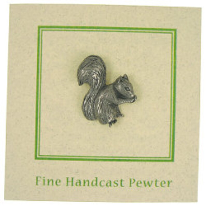 Squirrel Lapel Pin CC499 Woodland Animals and Bushy Tailed | Etsy