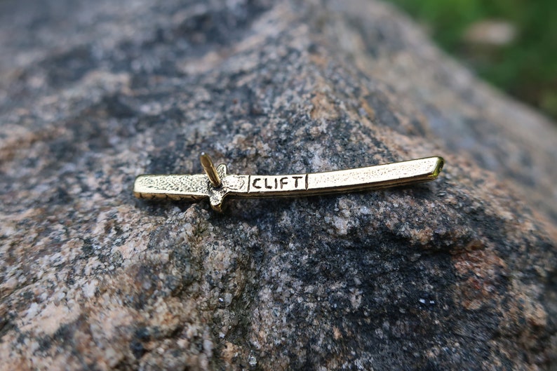 Gold Samurai Sword Lapel Pin CC511G Katana Japanese Swords - Etsy