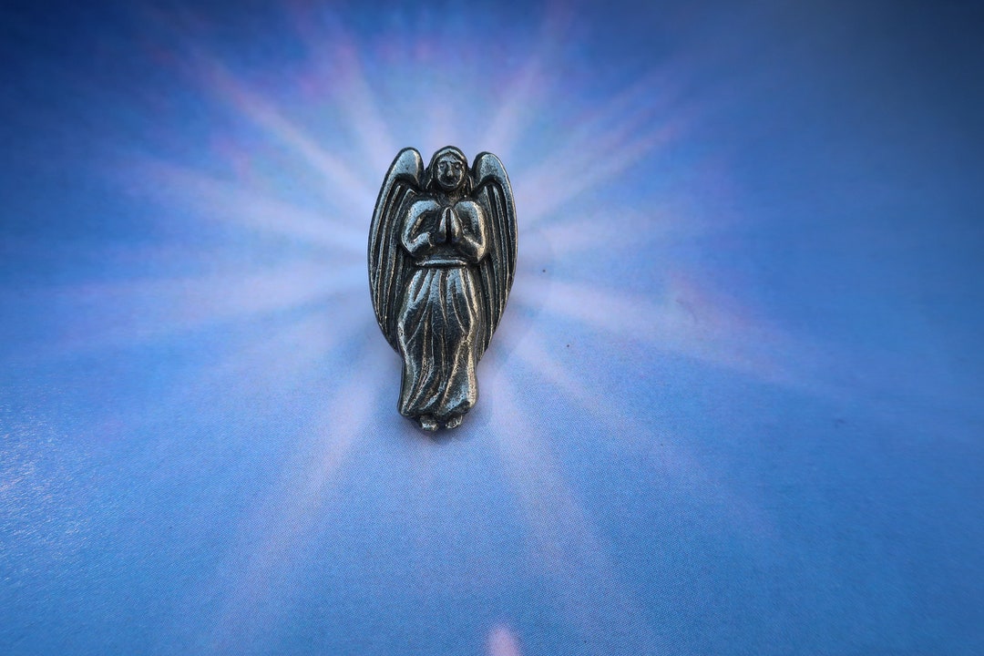 Classic Angel Lapel Pin - CC509- Angel, Memorial, Funeral, Religion ...
