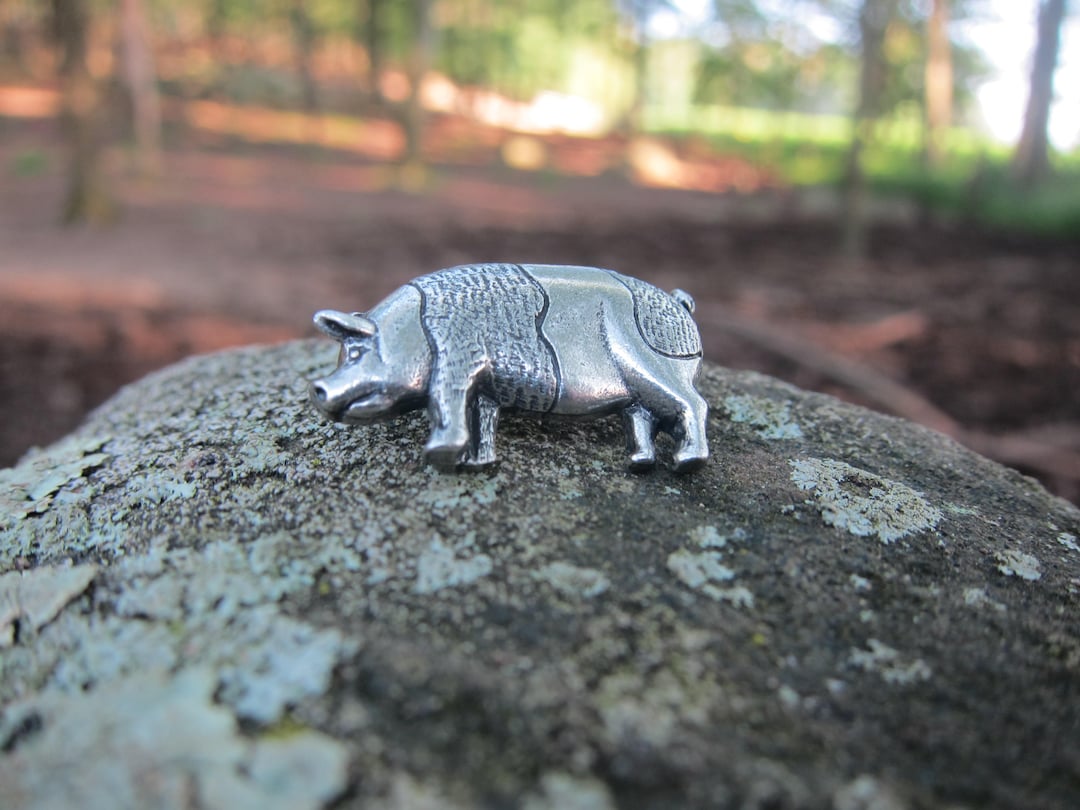 Pig Lapel Pin - CC102- Farm Animal Pins- Farm Party Favors- Farm ...