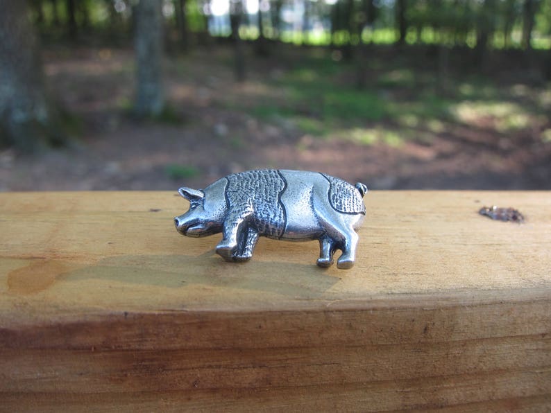 Pig Lapel Pin - CC102- Farm Animal Pins- Farm Party Favors- Farm ...