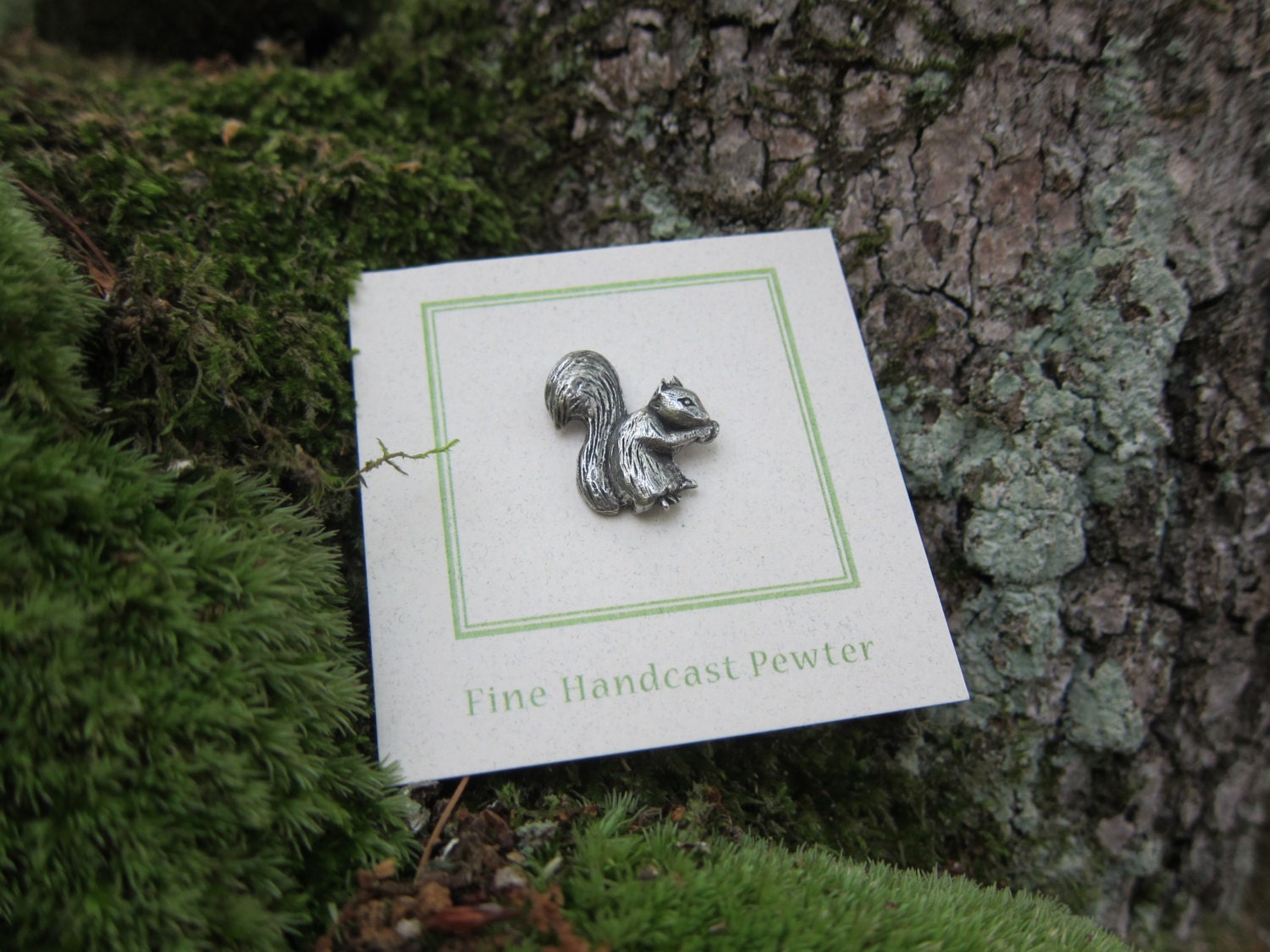 Squirrel Lapel Pin CC499 Woodland Animals and Bushy Tailed | Etsy