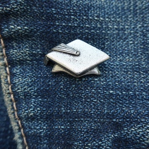 Graduation Cap Lapel Pin - CC504- Grad, Graduate, Graduation and ...