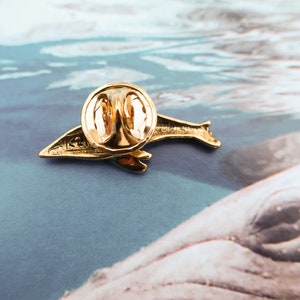 Humpback Whale Gold Dipped Pewter Lapel Pin- CC588G- Humpback Whale ...