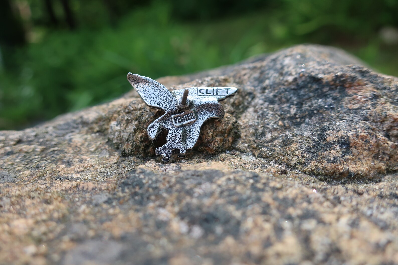 Falcon Lapel Pin CC168 Falcon Hawk Eagle Peregrine | Etsy