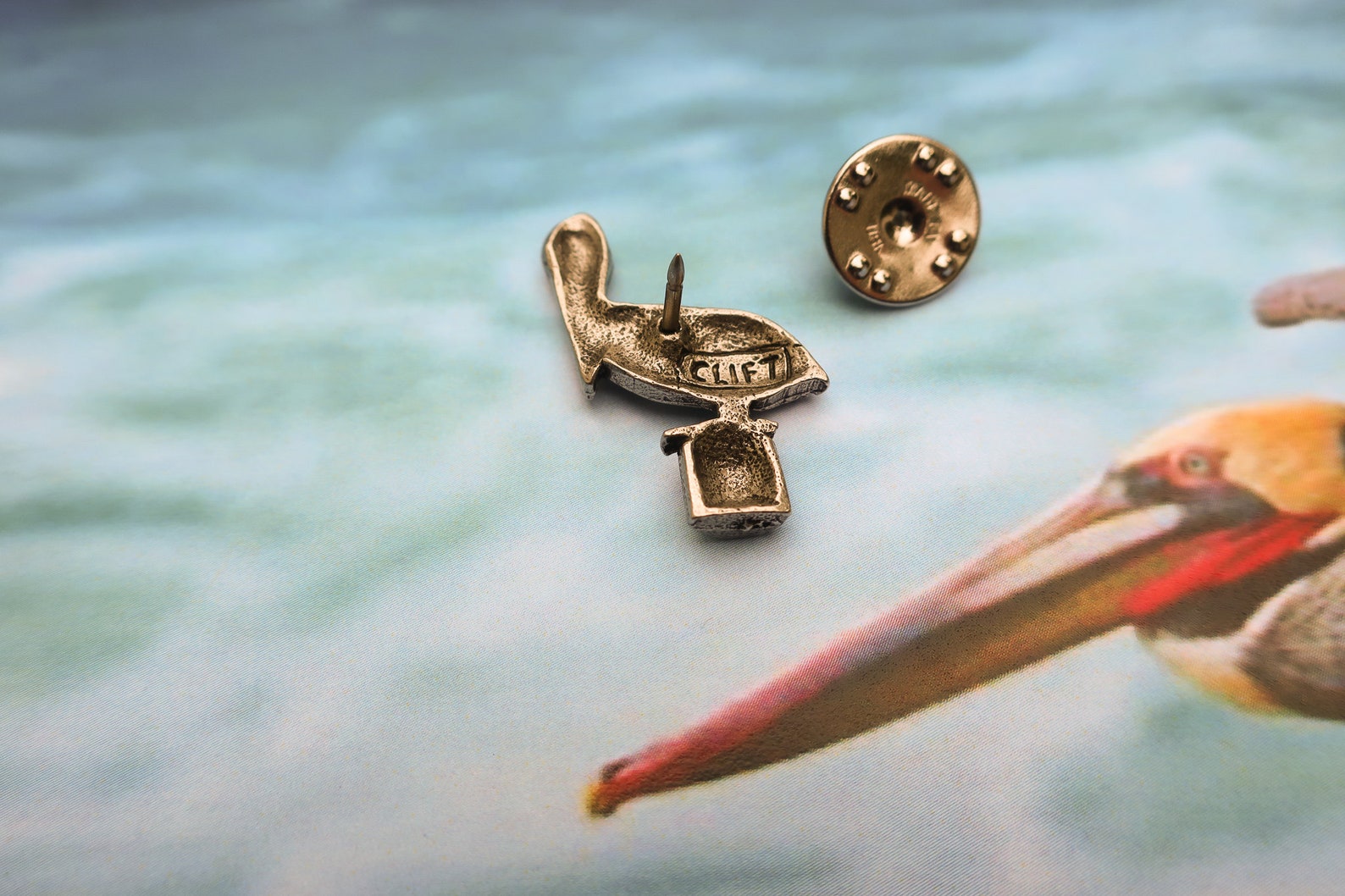 Pelican Lapel Pin- CC527- Gulf Animals- Wildlife Pins - Etsy