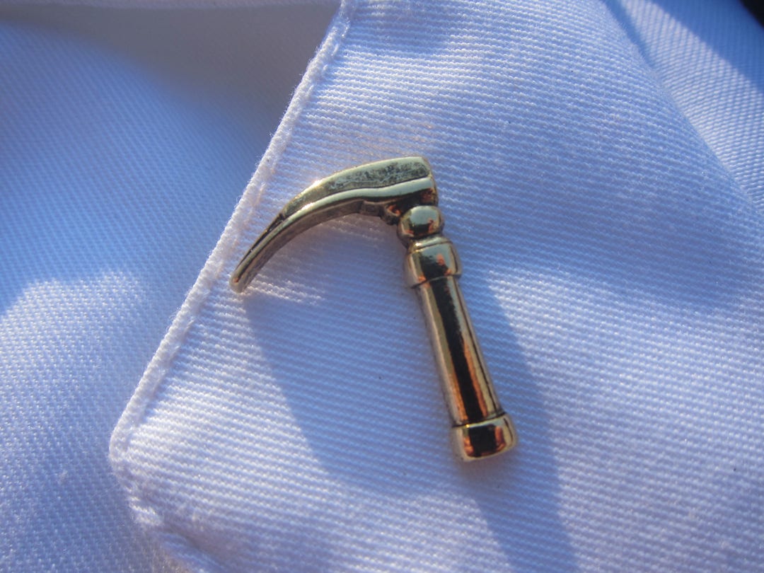Gold Laryngoscope Lapel Pin- CC615G- Medical, Biopsy, and Hospital Pins ...