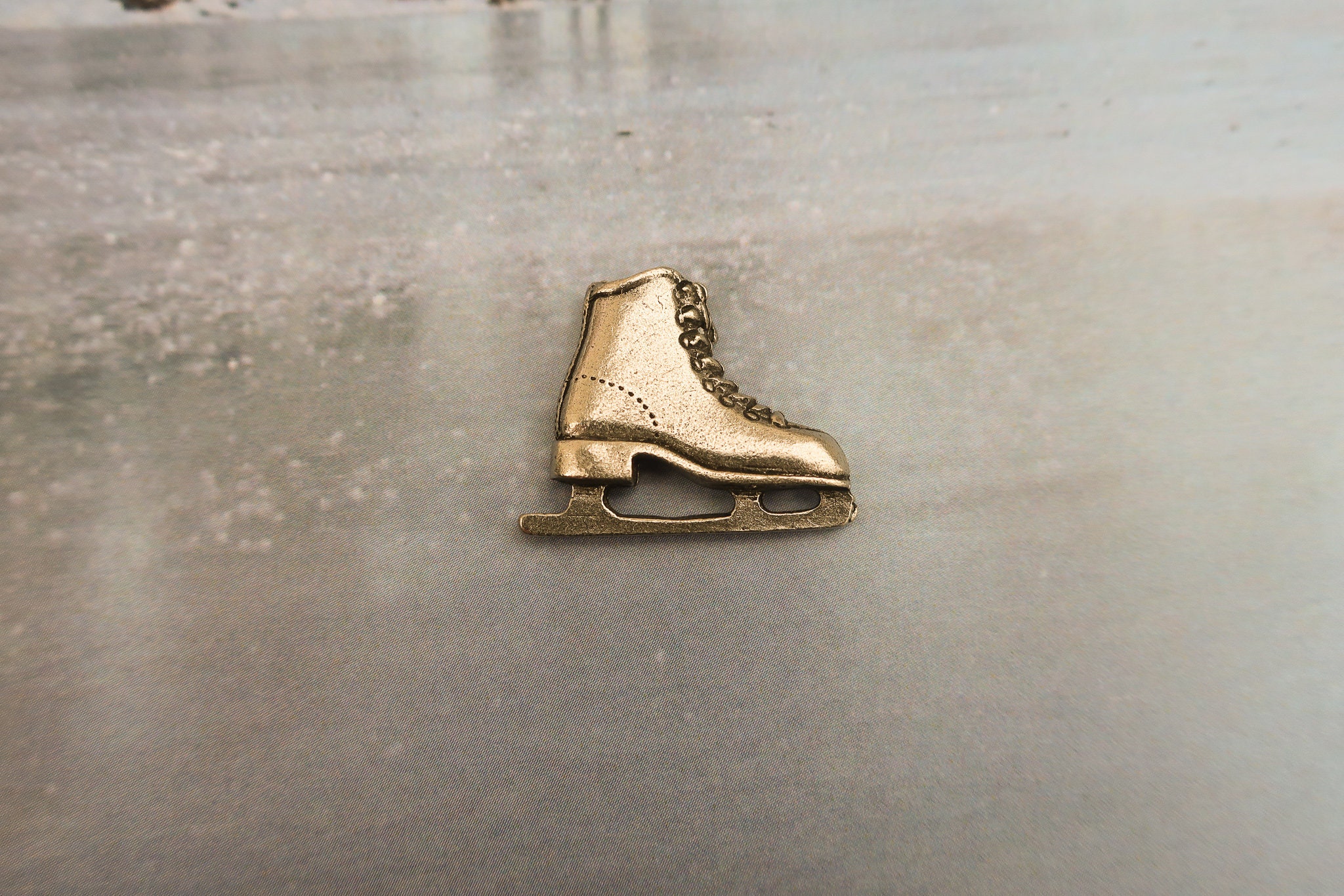 Figure Skate Lapel Pin - CC218- Figure Skating, Skating, Winter, Ice ...