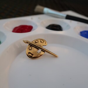 Artist Palette Lapel Pin- CC334G- Art, Paint, Painting, Artistic and ...