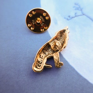 Wolf Gold Dipped Pewter Lapel Pin- CC471G- Wolf Sanctuary, Wolves ...