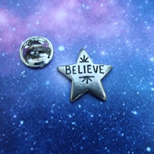 Believe Star Lapel Pin- CC513- Believe, Star, Motivational Pins - Etsy