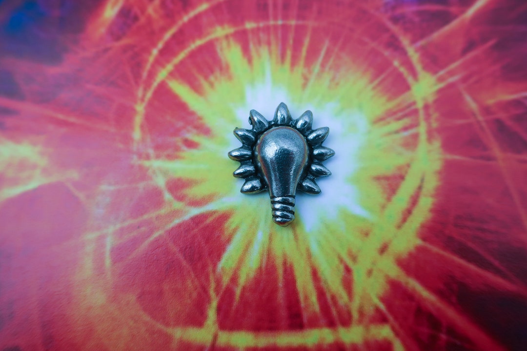 Lightbulb Lapel Pin - CC164- Electric, Electricity, Bright Idea, Idea ...