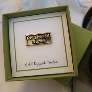 Registered Nurse Gold Lapel Pin- CC663G- Nursing Pins and Gifts- RN ...