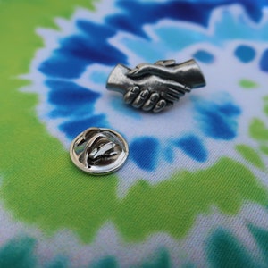 Handshake Lapel Pin - CC371- Handshake, Agreement, Working Together ...