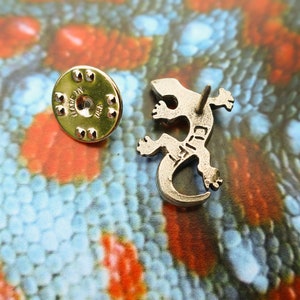 Gecko Lapel Pin - CC360- Reptile and Lizard Pins, Wildlife and Animals ...