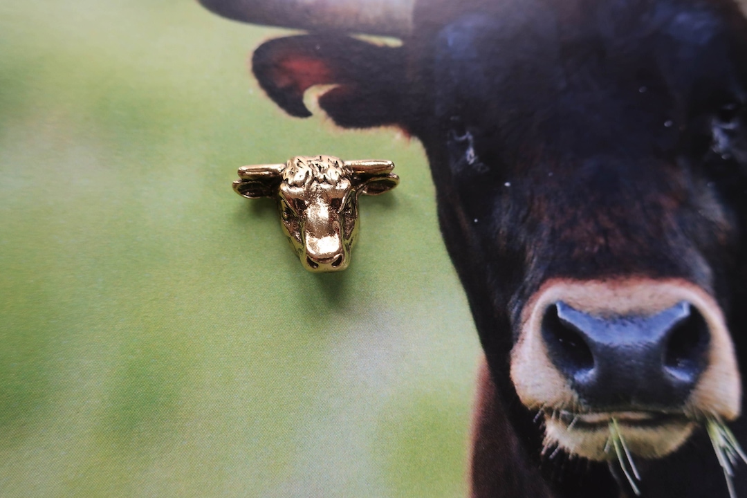 Bull Head Gold Lapel Pin - CC541G- Fighting, Strong Animals, Spanish ...