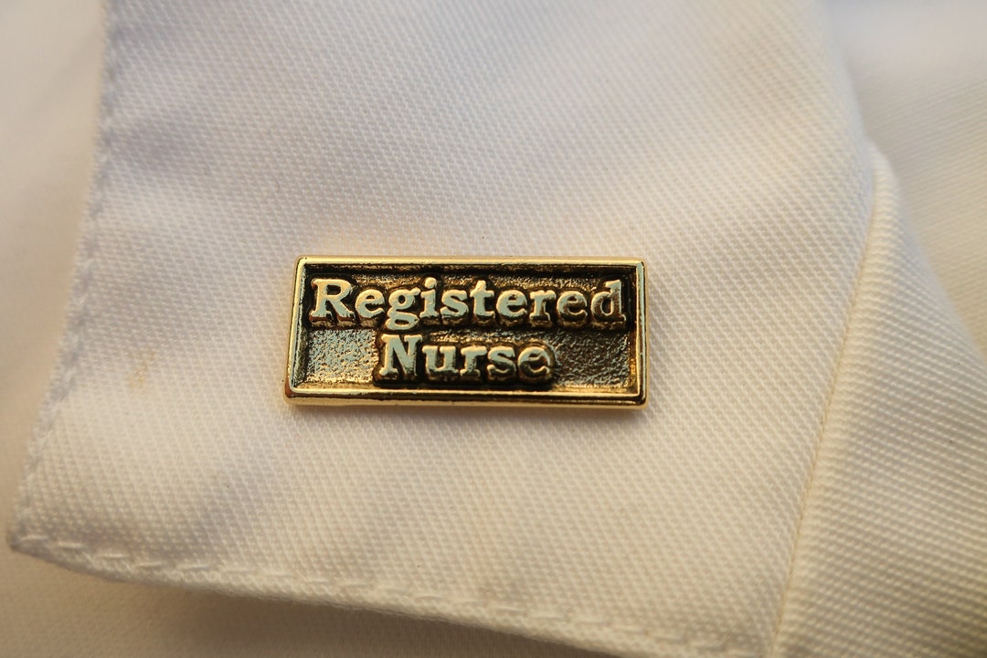 Registered Nurse Gold Lapel Pin- CC663G- Nursing Pins and Gifts- RN ...