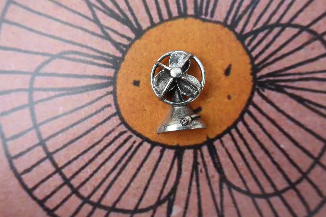 Electric Fan Lapel Pin - CC268- I'm Your Biggest Fan Pin, Summer, Heat ...