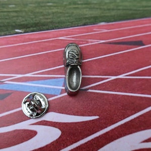 Sneaker Lapel Pin - CC224- Running and Marathon Pins- Charity Walks and ...