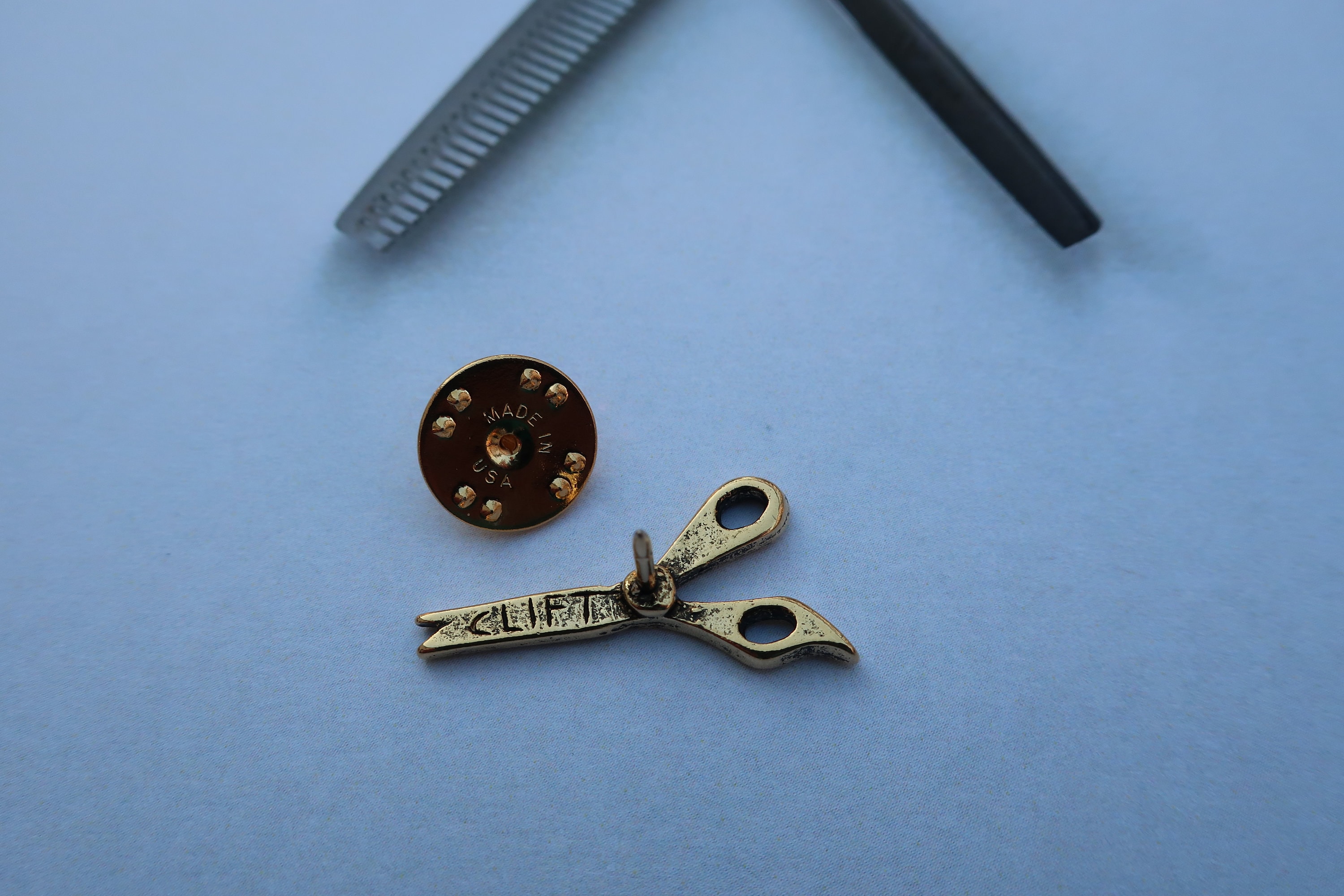 Scissors Gold Dipped Pewter Lapel Pin- CC231G- Hairdresser, Hairstylist ...