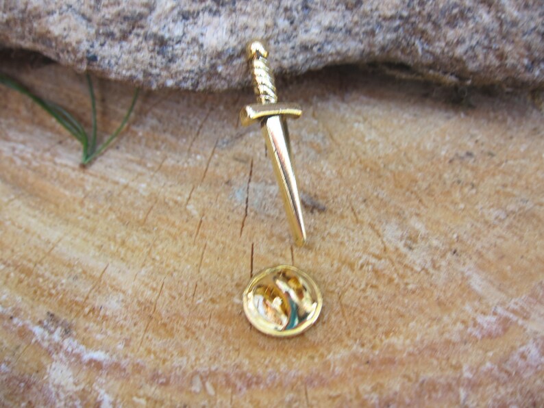 Gold Dagger Lapel Pin CC545G Shakespeare Medieval and - Etsy
