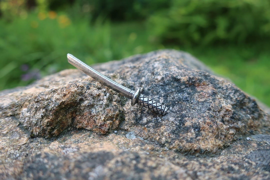 Samurai Sword Lapel Pin - CC511- Katana, Japanese Swords, Feudal Japan ...